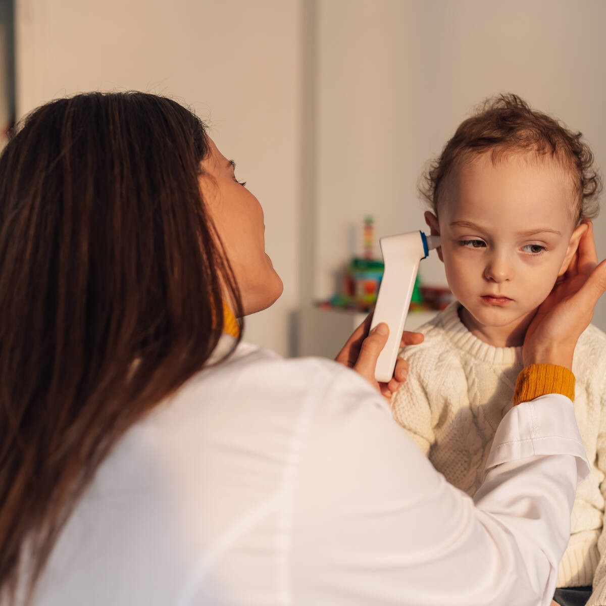 Inner Ear Infection: Symptoms & Treatment